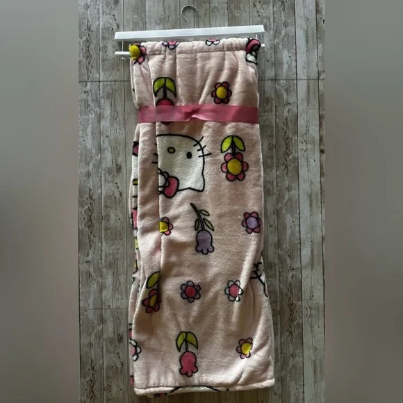 hello kitty easter blanket